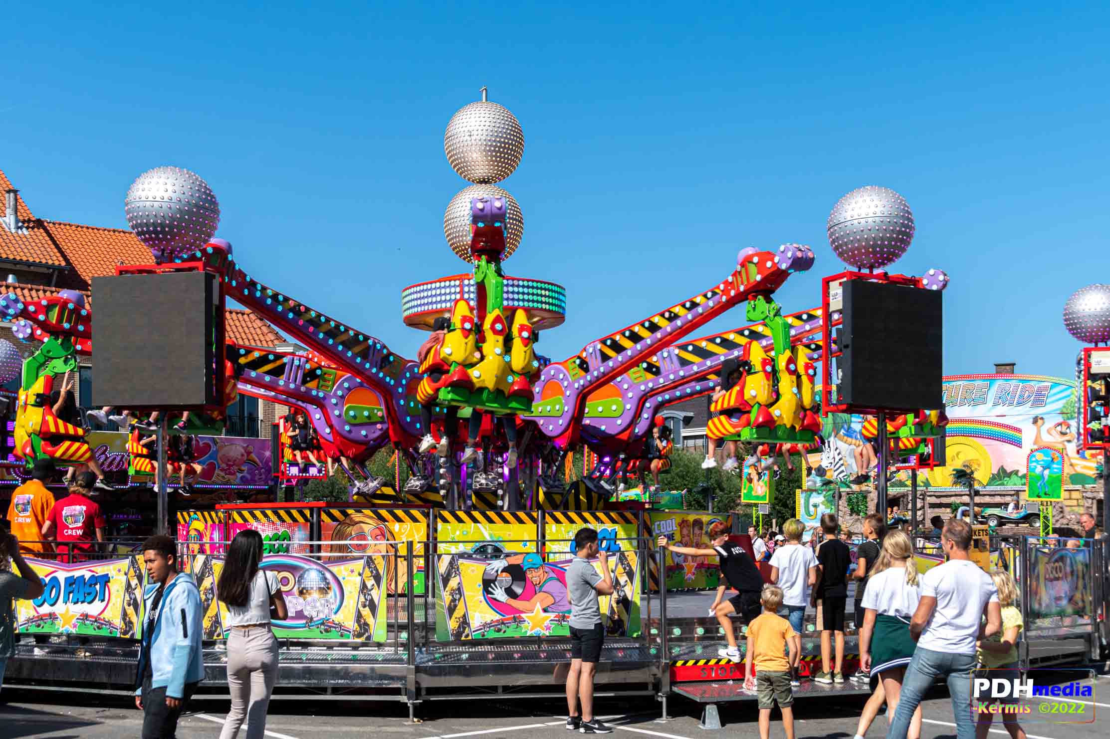 Foto: Kermis Volendam 2022 - Compilatie overdag - PDHmedia